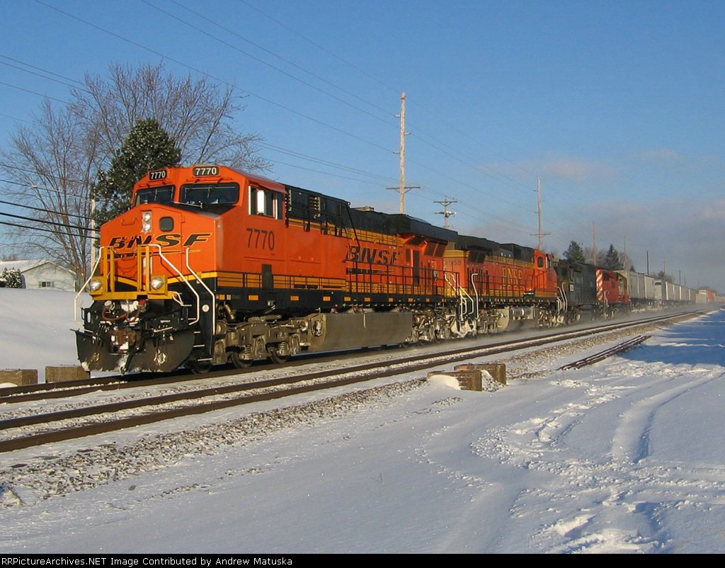 BNSF 7770